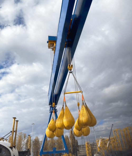 1000t proof load test completed using 110t Water Weights bags in Italy ...