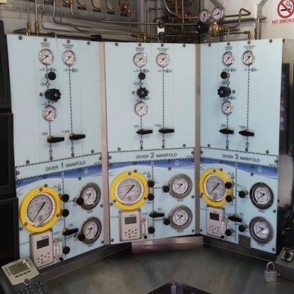 UG 1800 WP: 3-Diver Air Dive Control Panel (Panel Mount) | Unique Group