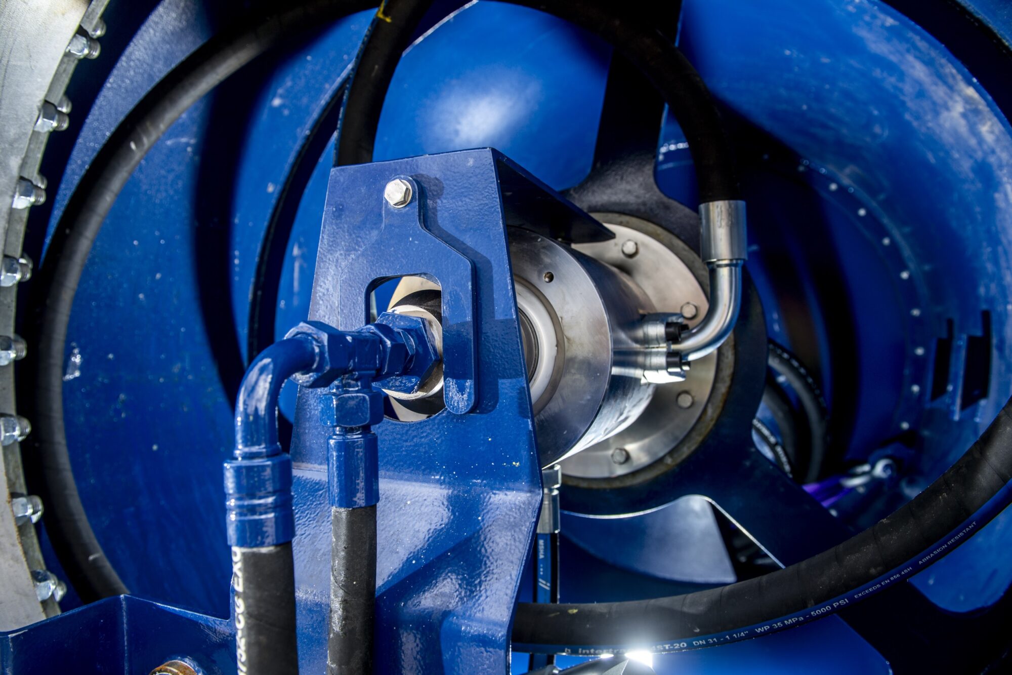 UG: Uni-FlowX Controlled Mass Flow Excavation System | Unique Group