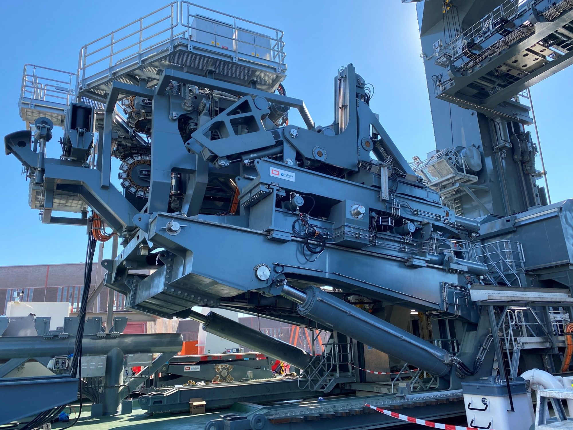 Pipelay PLET Handling Solutions | Unique Group
