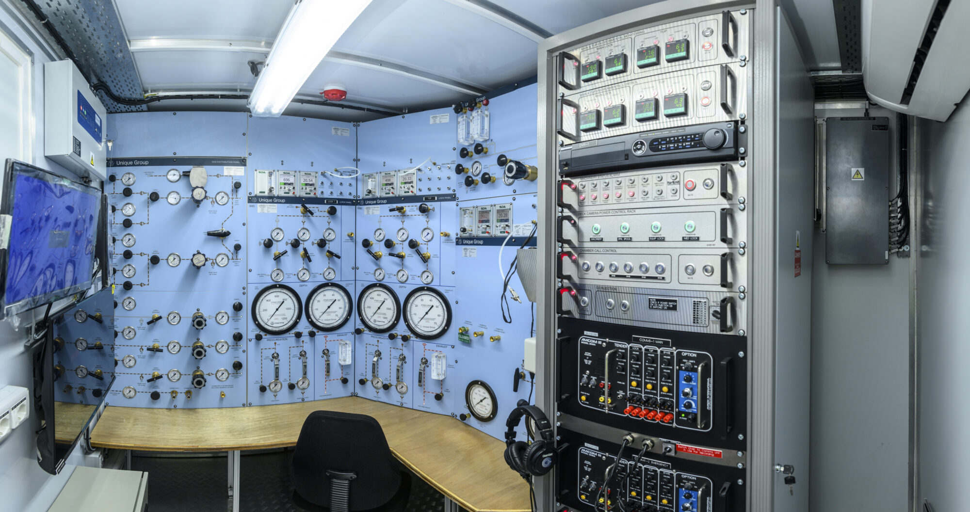 12-Man Hyperbaric Rescue Facility by Unique Group
